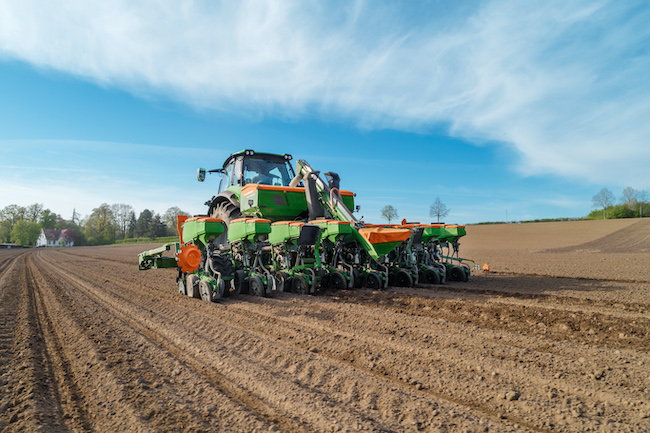 Amazone extends its Precea family with a new 8-row machine ...