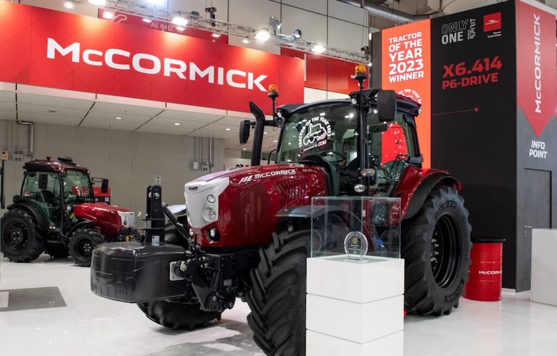 McCormick X6.414 P6-Drive is the 2023 Tractor of The Year in the Best ...