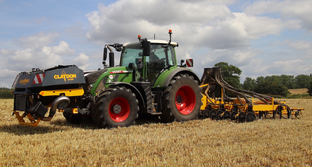 Single Front Hopper Increases Options – Agrimachinery News