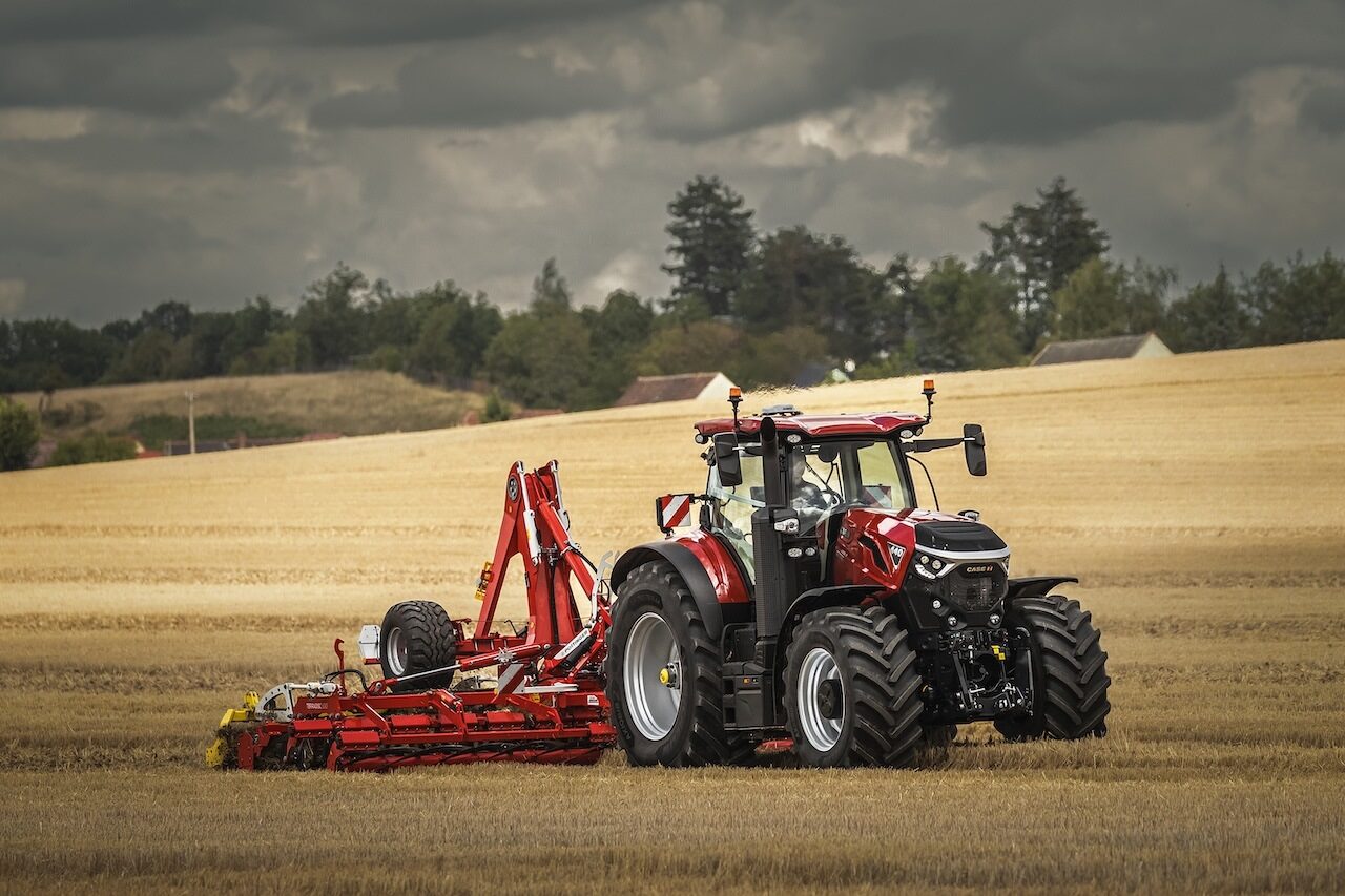 New Tractor Design Recognised at Major Machinery Awards – Agrimachinery ...