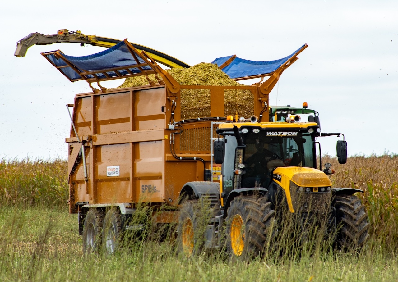 Load Sheet, Nurse Tank and Hopper Trailer Products at LAMMA ‘26 ...